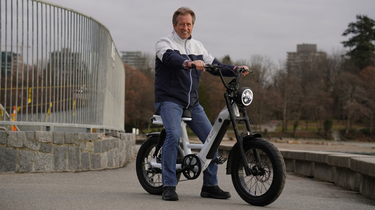 How to Stay Safe While Commuting by Bike: 7 Tips For Commuting – Rize ...